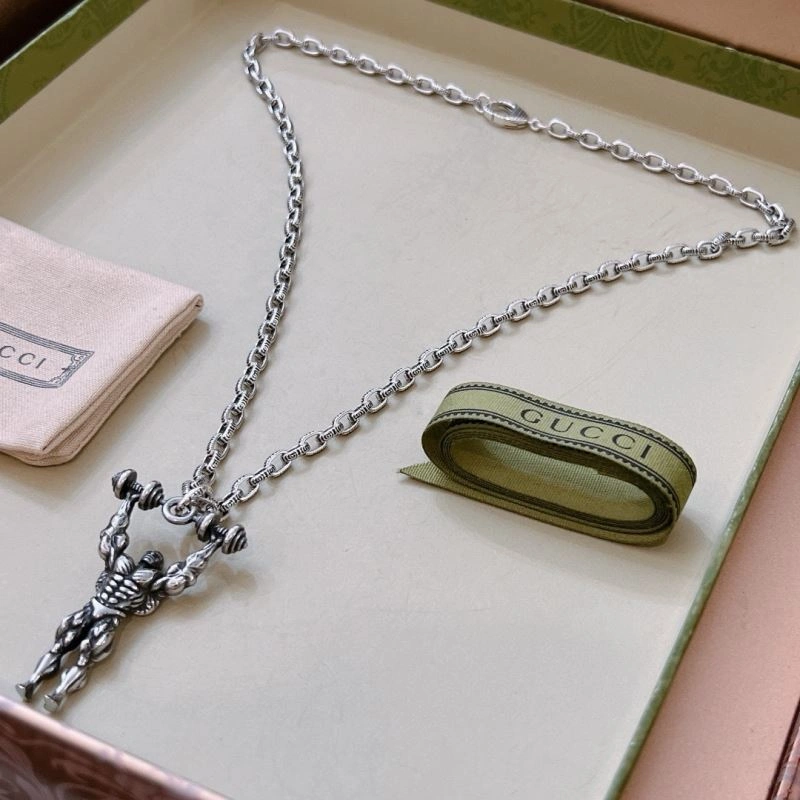 Indistinguishable Gucci Necklaces