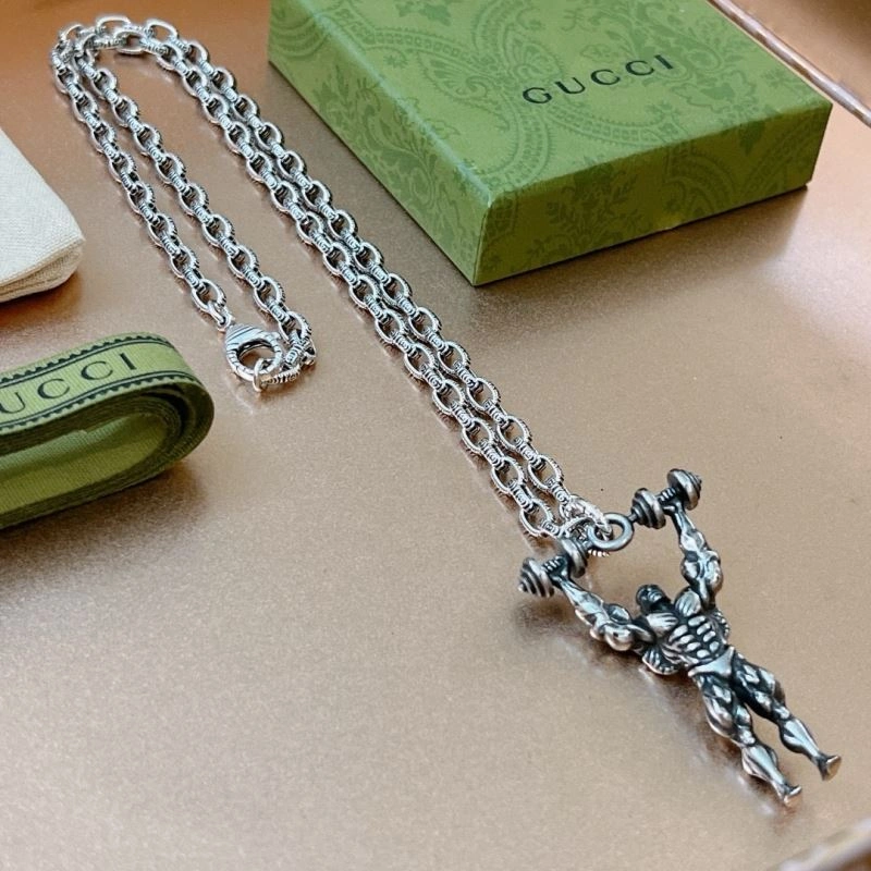 Indistinguishable Gucci Necklaces