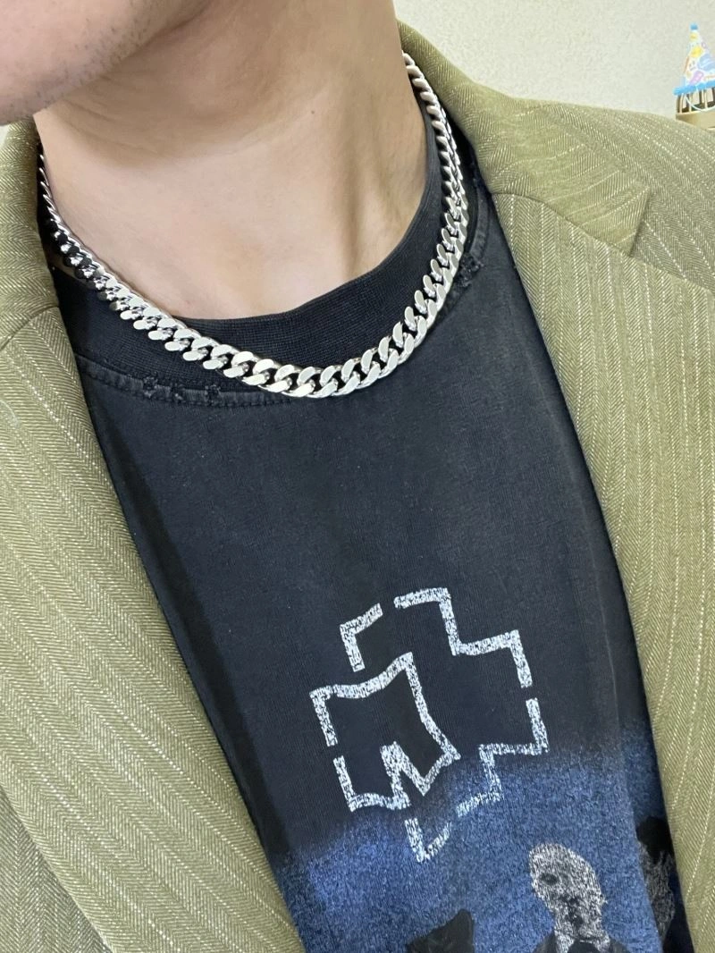 Factory-made Gucci Necklaces