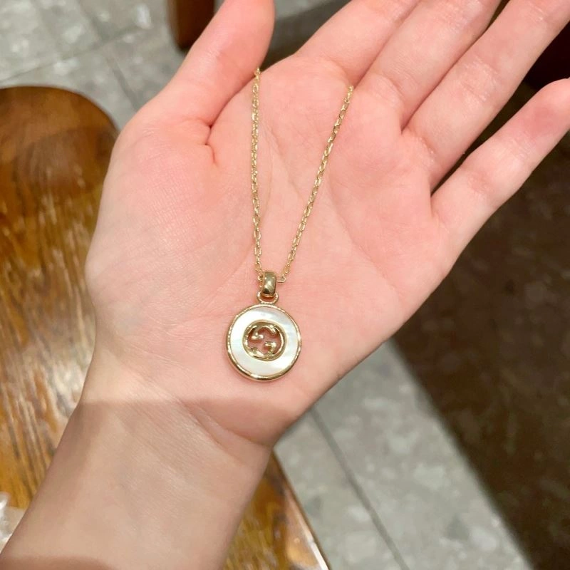 Indistinguishable Gucci Necklaces