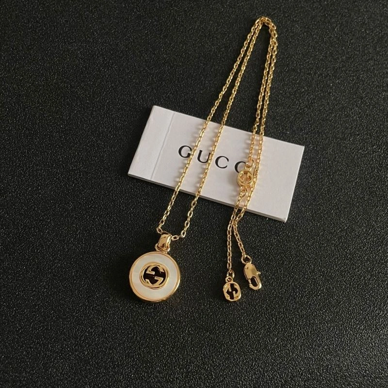 Indistinguishable Gucci Necklaces