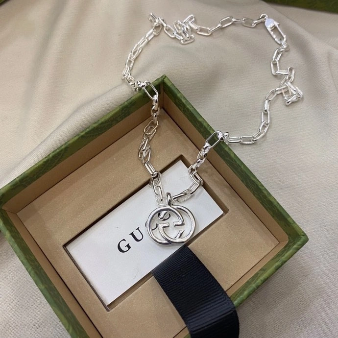 Accurate model Gucci Necklaces