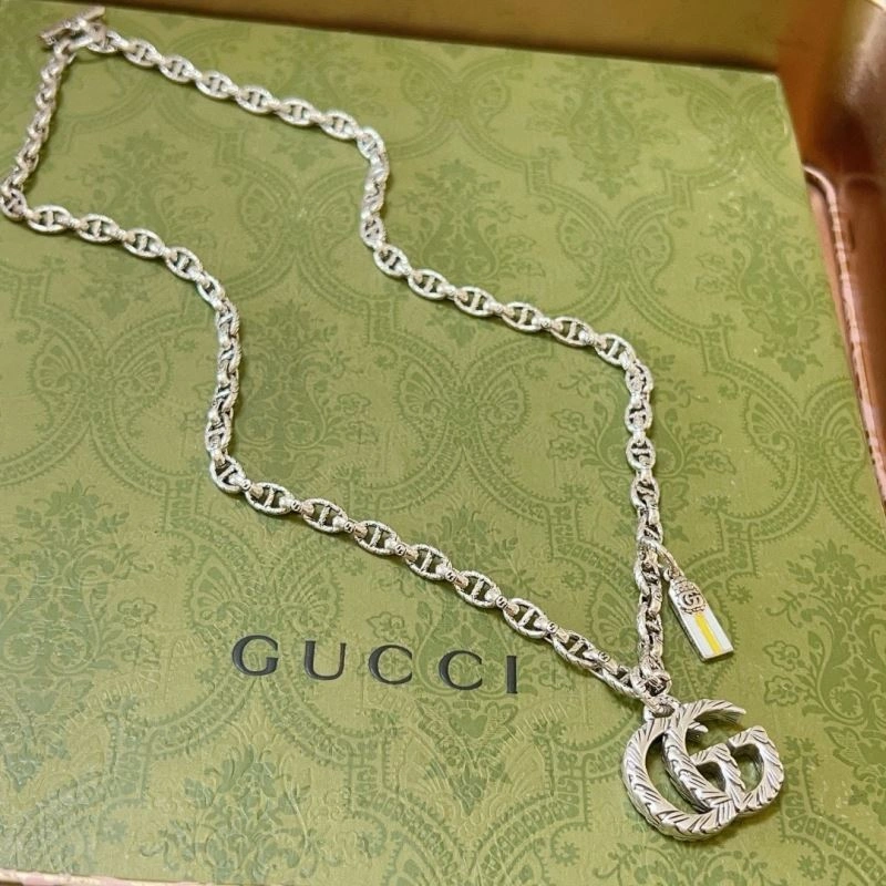Bargain Gucci Necklaces