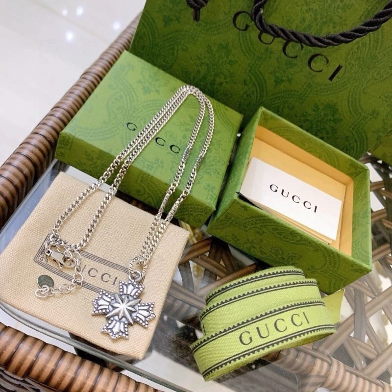 Exact replica Gucci Necklaces