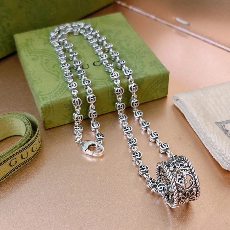 Bargain Gucci Necklaces