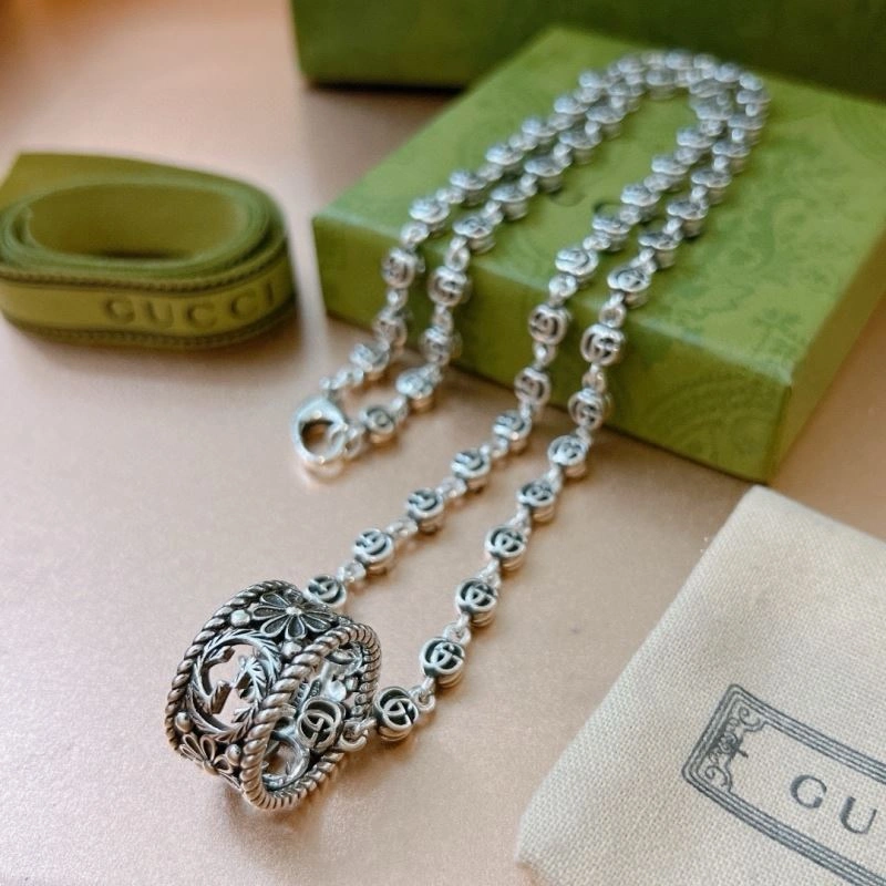 Bargain Gucci Necklaces