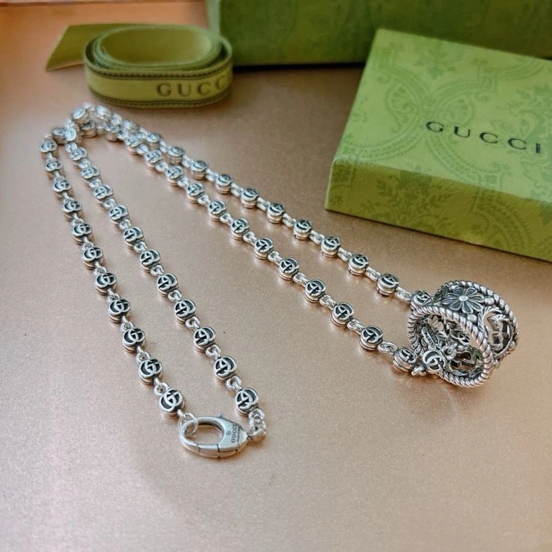 Bargain Gucci Necklaces