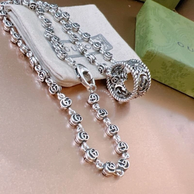 Bargain Gucci Necklaces