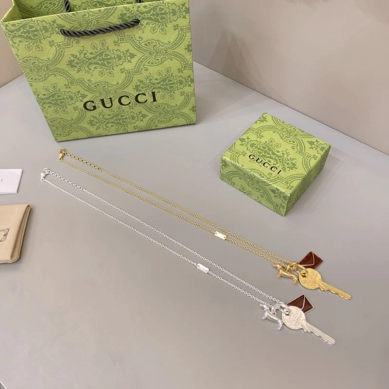 Exact replica Gucci Necklaces