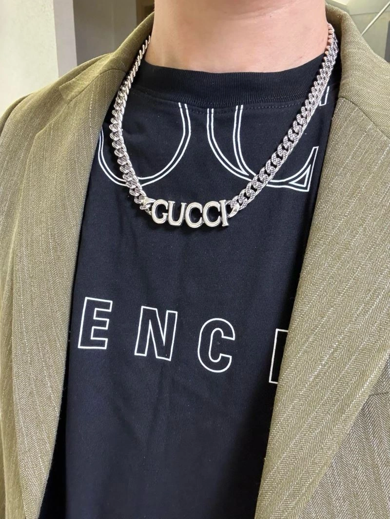 Bargain Gucci Necklaces