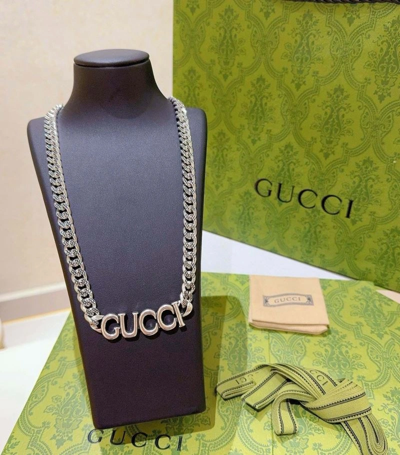 Bargain Gucci Necklaces
