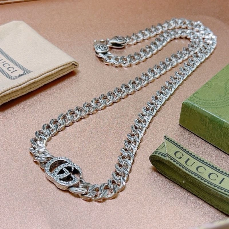 Indistinguishable Gucci Necklaces