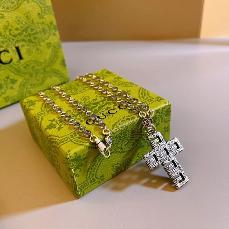 Exact replica Gucci Necklaces