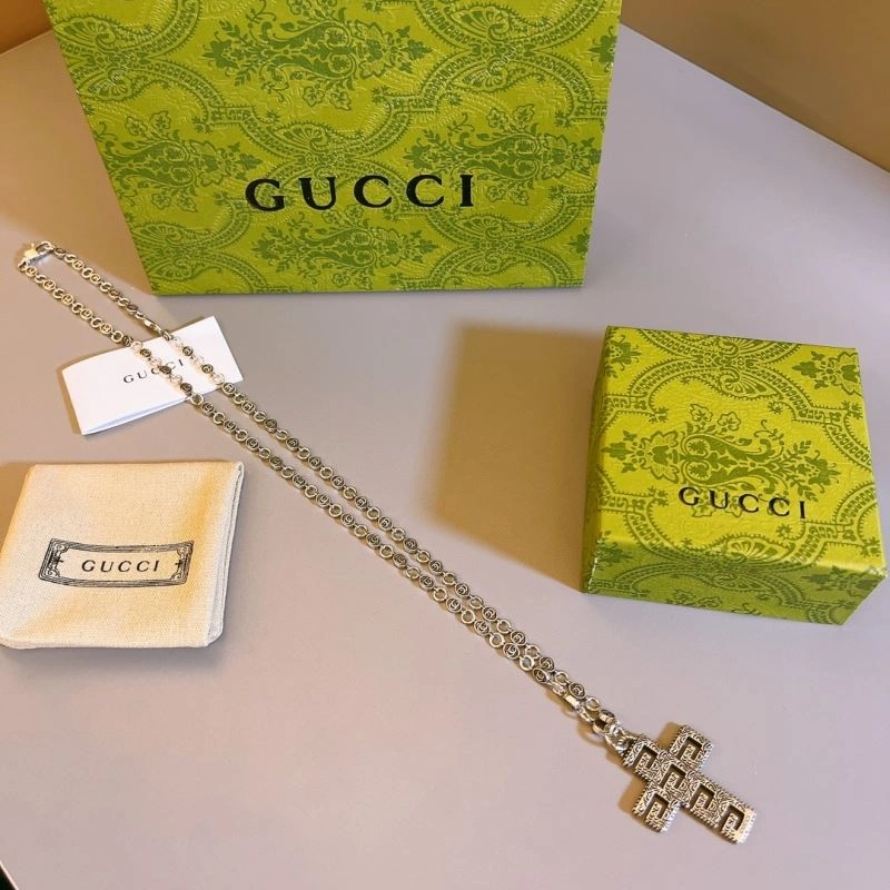 Exact replica Gucci Necklaces