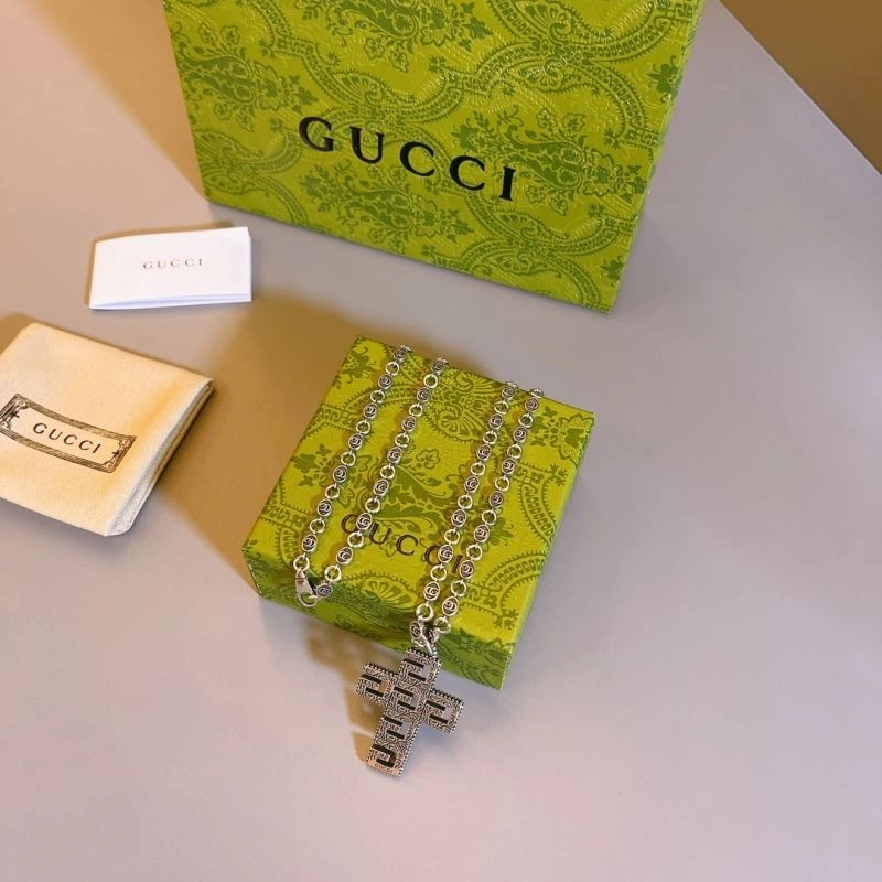 Exact replica Gucci Necklaces