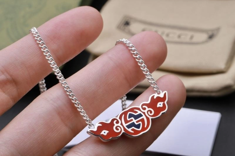 Accurate model Gucci Necklaces