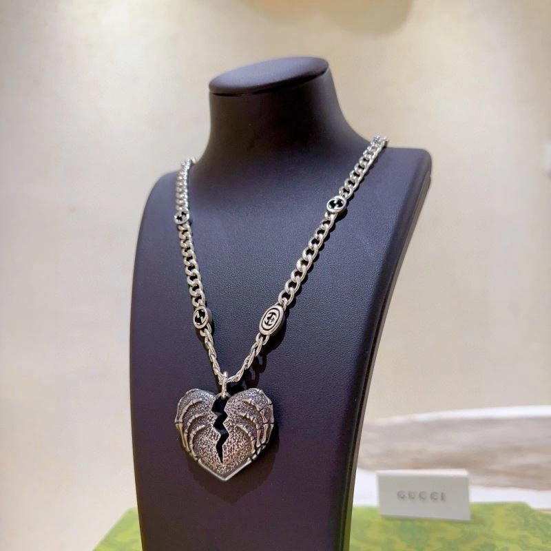 Low-cost Gucci Necklaces