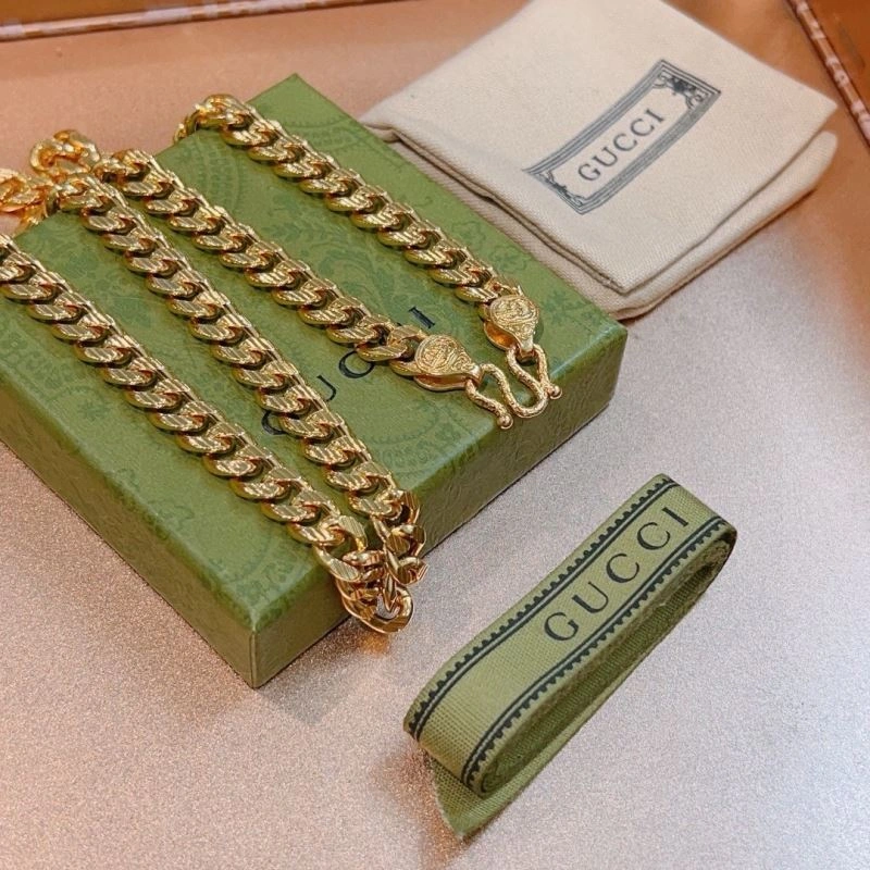 Accurate model Gucci Necklaces