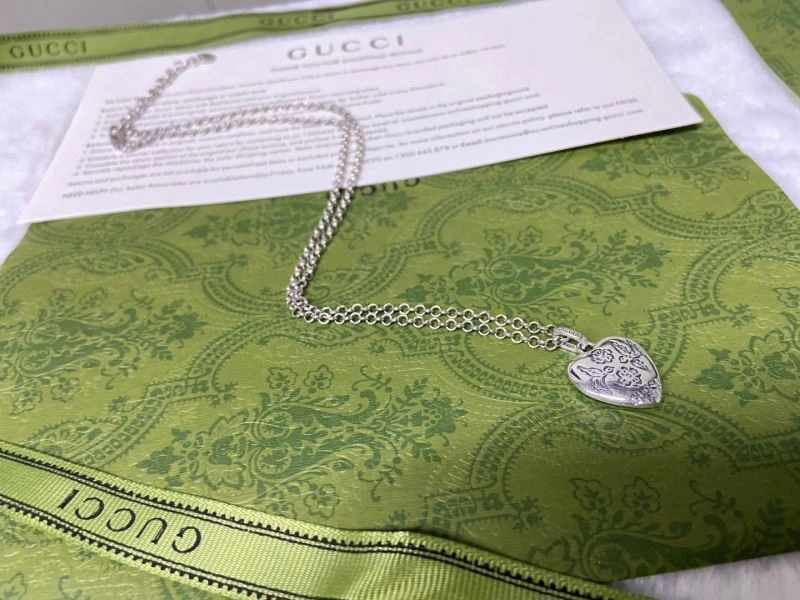 Inexpensive Gucci Necklaces