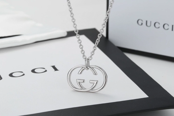 Top mirror Gucci Necklaces