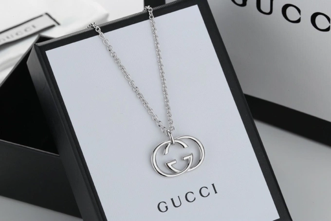 Top mirror Gucci Necklaces