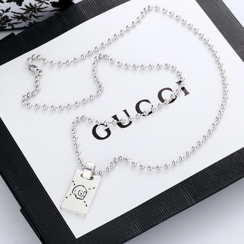 Indistinguishable Gucci Necklaces