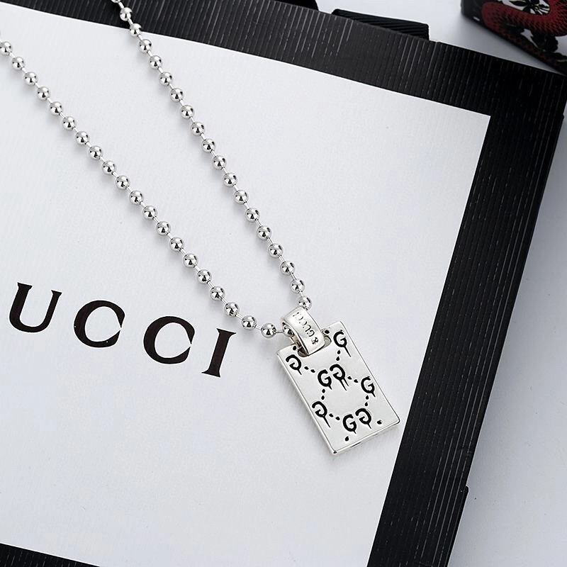 Indistinguishable Gucci Necklaces