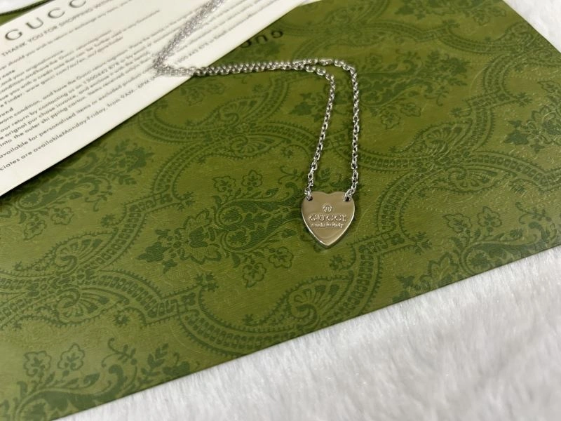 Discounted Gucci Necklaces