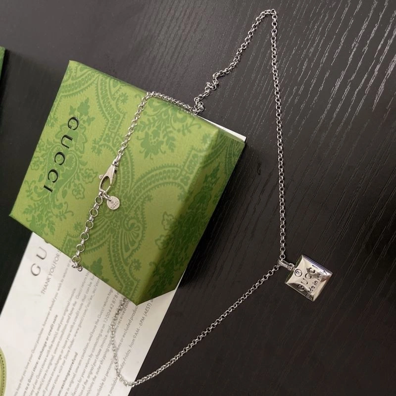 Legit Gucci Necklaces
