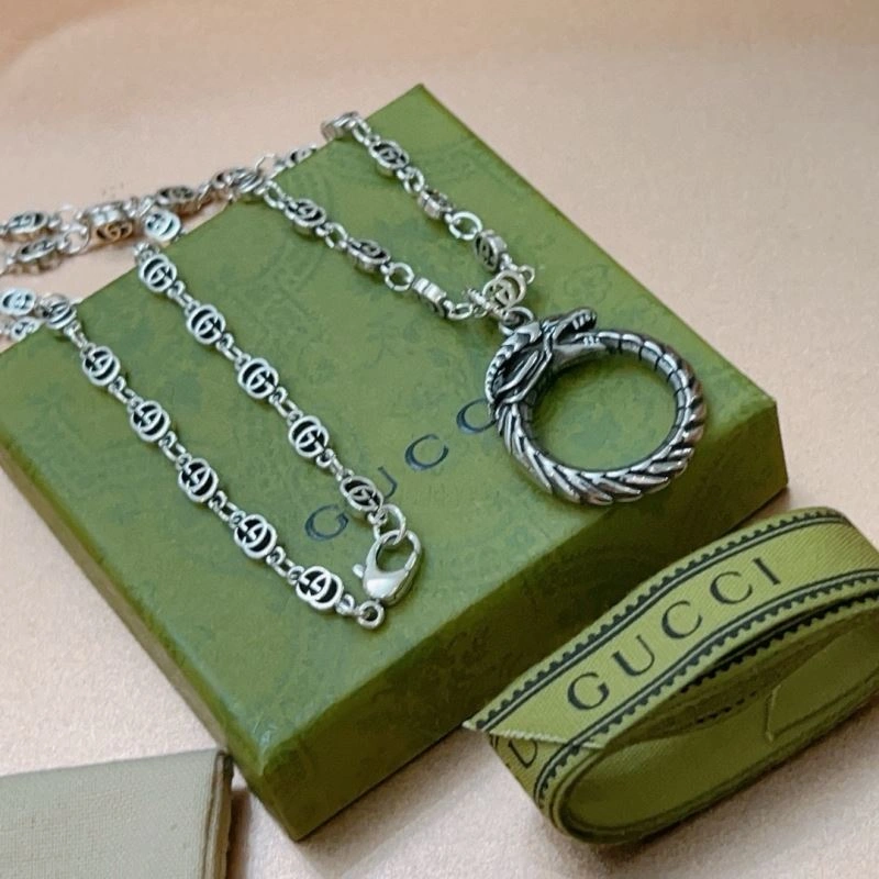 Official Gucci Necklaces