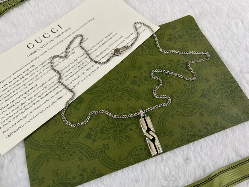 Top mirror Gucci Necklaces