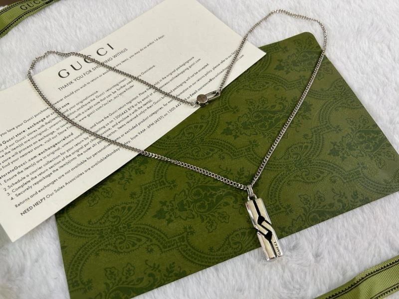 Top mirror Gucci Necklaces