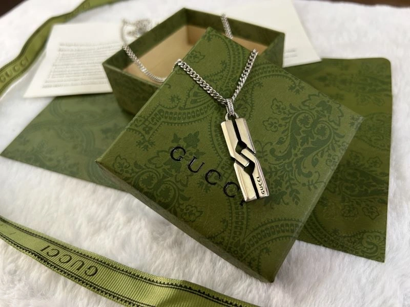 Top mirror Gucci Necklaces