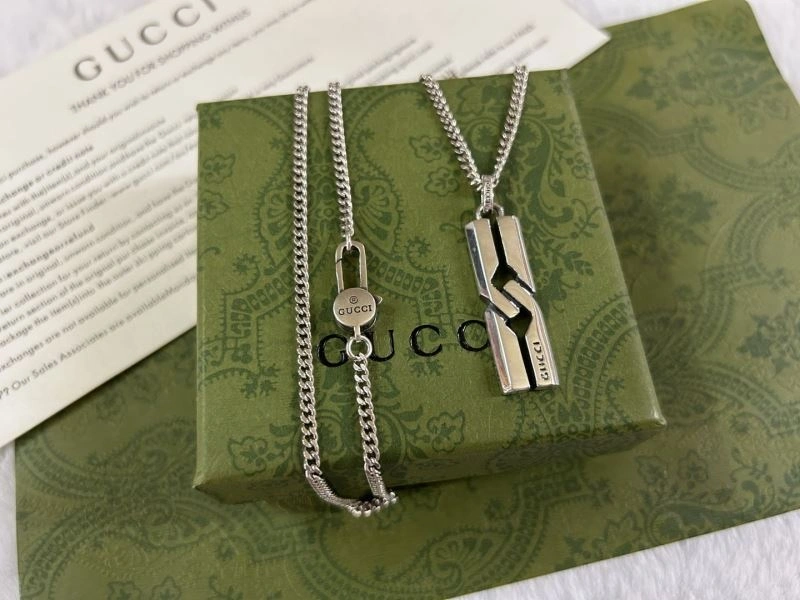 Top mirror Gucci Necklaces