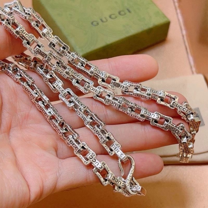 Top mirror Gucci Necklaces