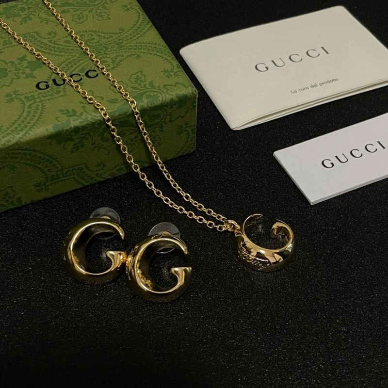 Top match Gucci Necklaces