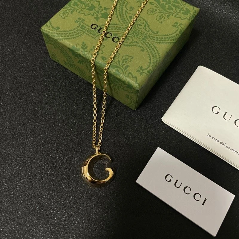 Top match Gucci Necklaces