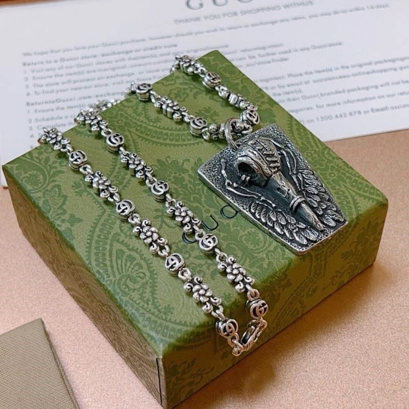 Exact replica Gucci Necklaces