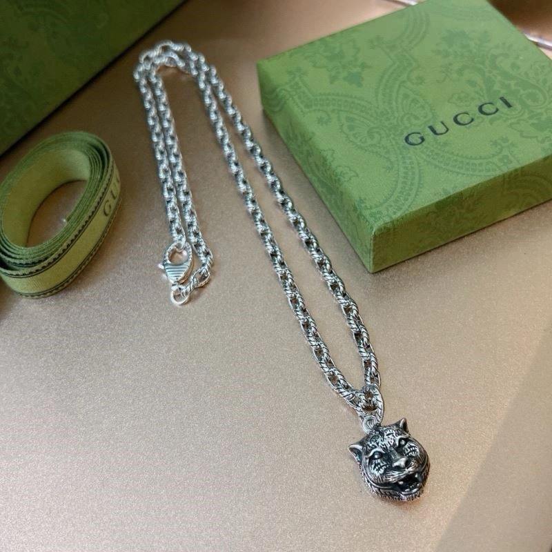 Bargain Gucci Necklaces