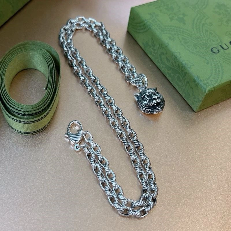 Bargain Gucci Necklaces