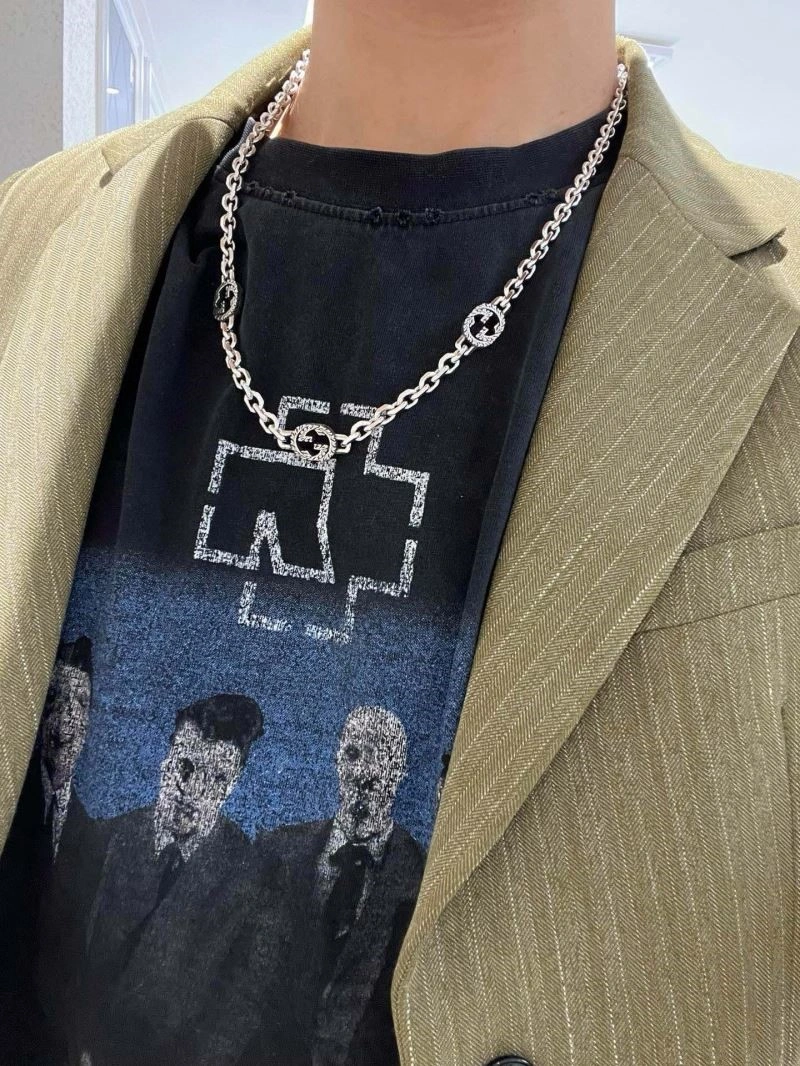 Bargain Gucci Necklaces