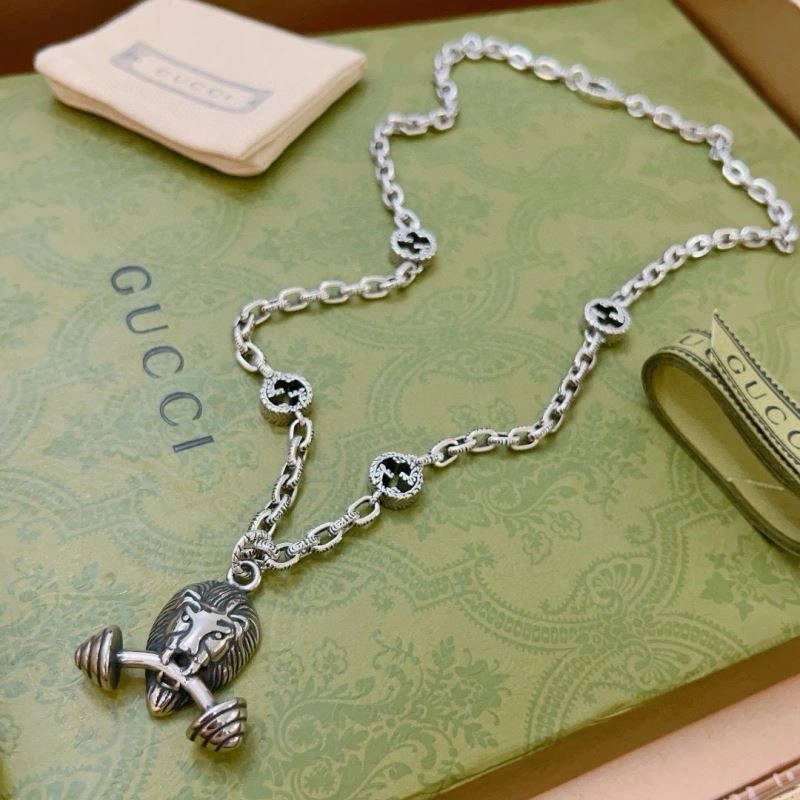 Indistinguishable Gucci Necklaces