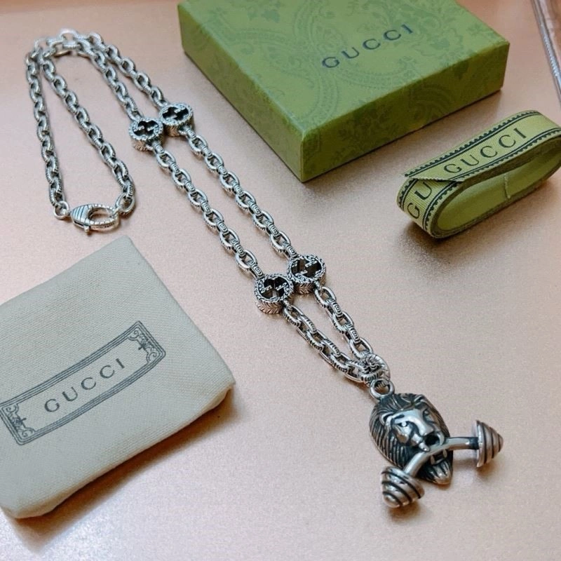 Indistinguishable Gucci Necklaces