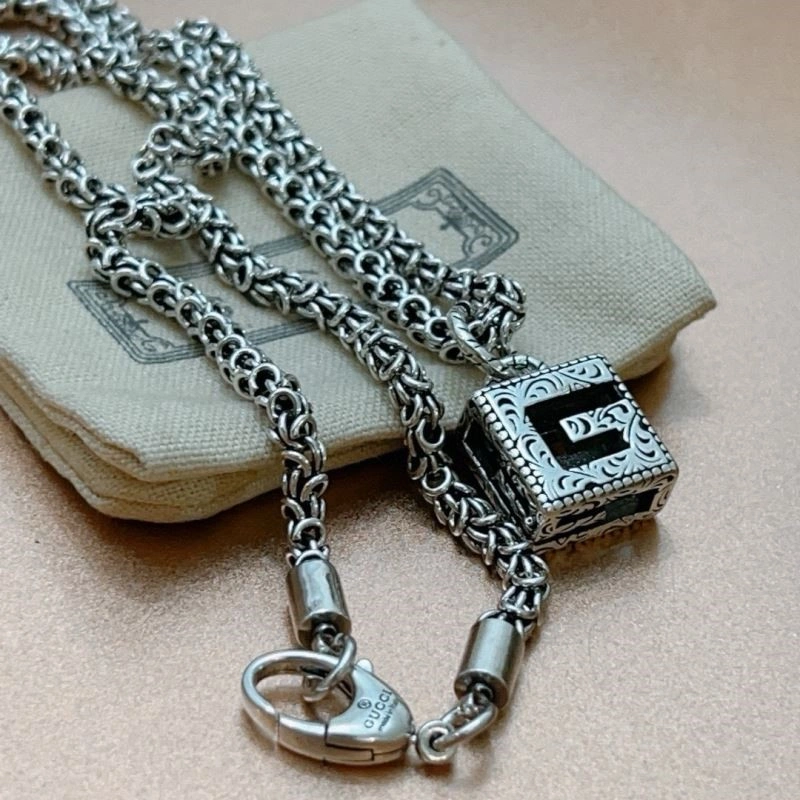 Discounted Gucci Necklaces