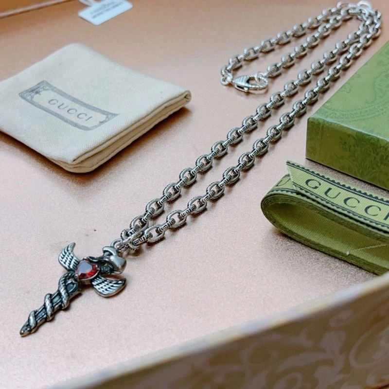 Top mirror Gucci Necklaces