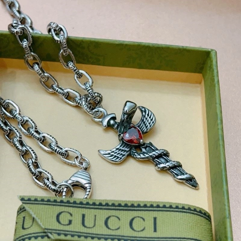 Top mirror Gucci Necklaces