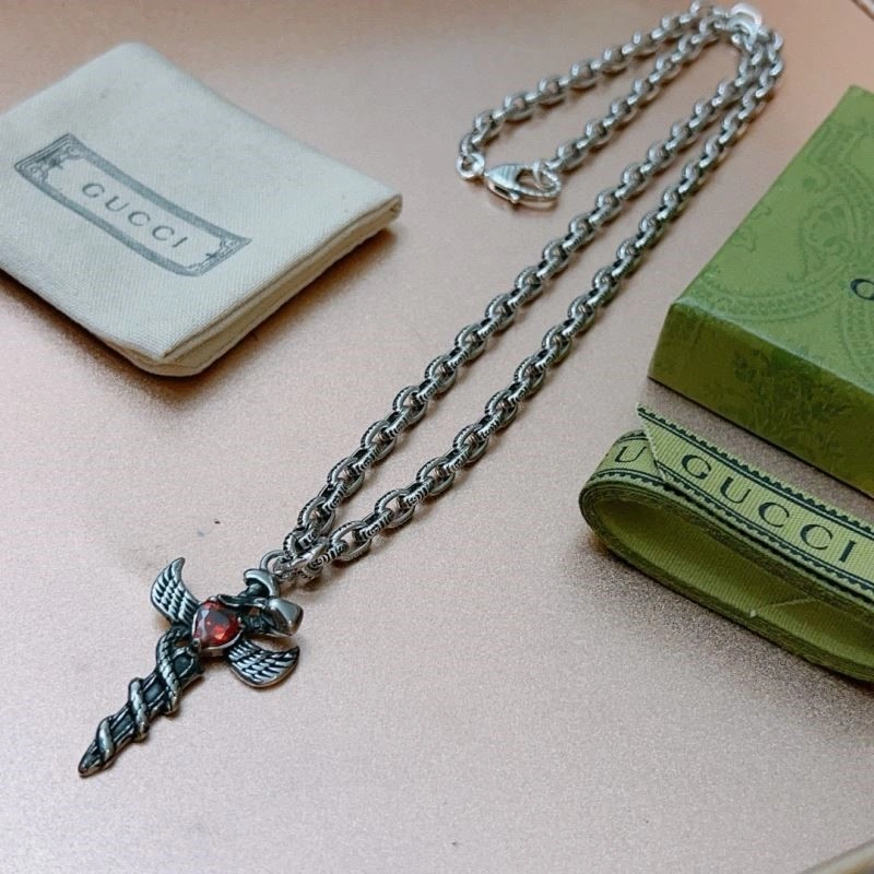 Top mirror Gucci Necklaces