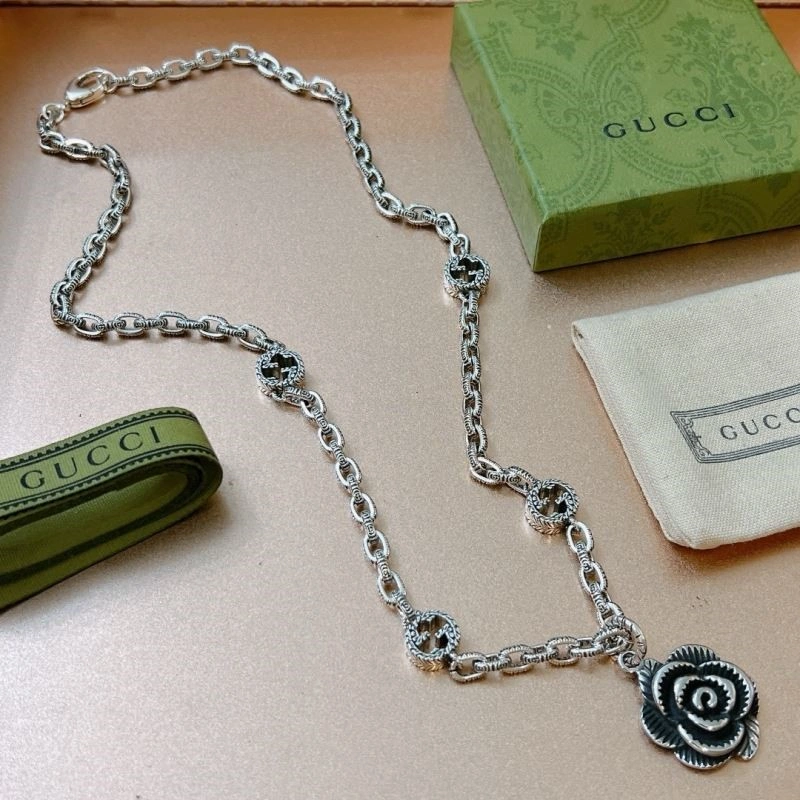 Top mirror Gucci Necklaces