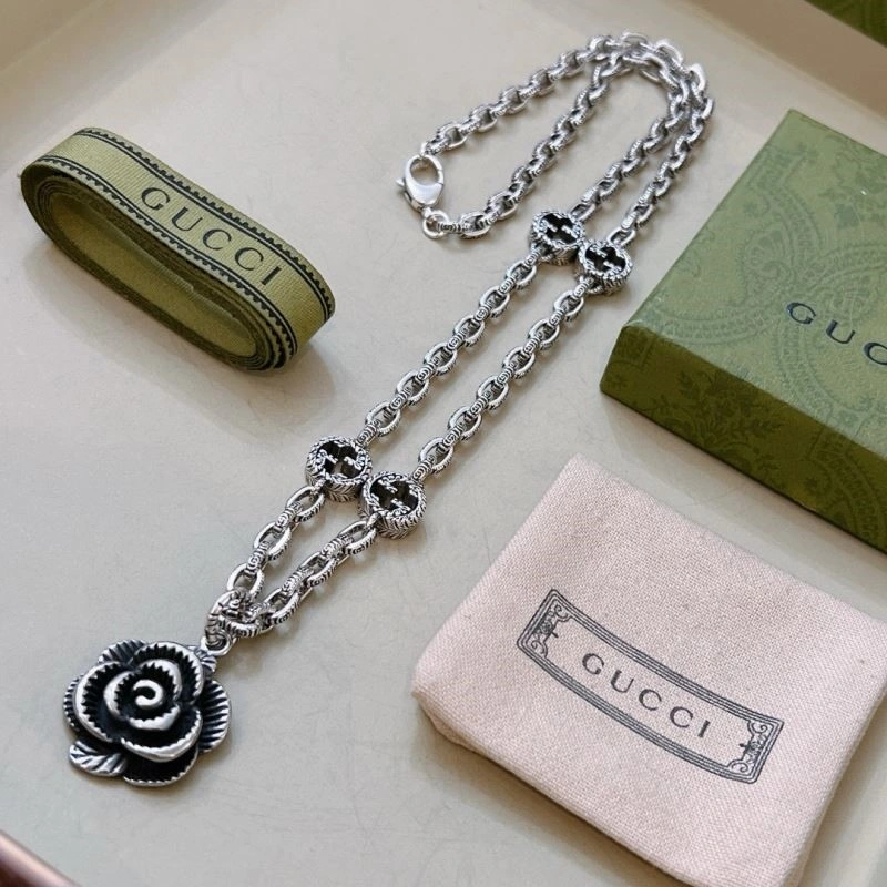 Top mirror Gucci Necklaces