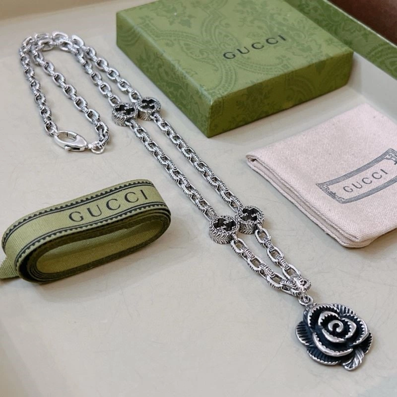 Top mirror Gucci Necklaces